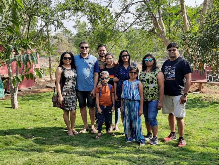 Best Farmhouse with swimming pool near mumbai